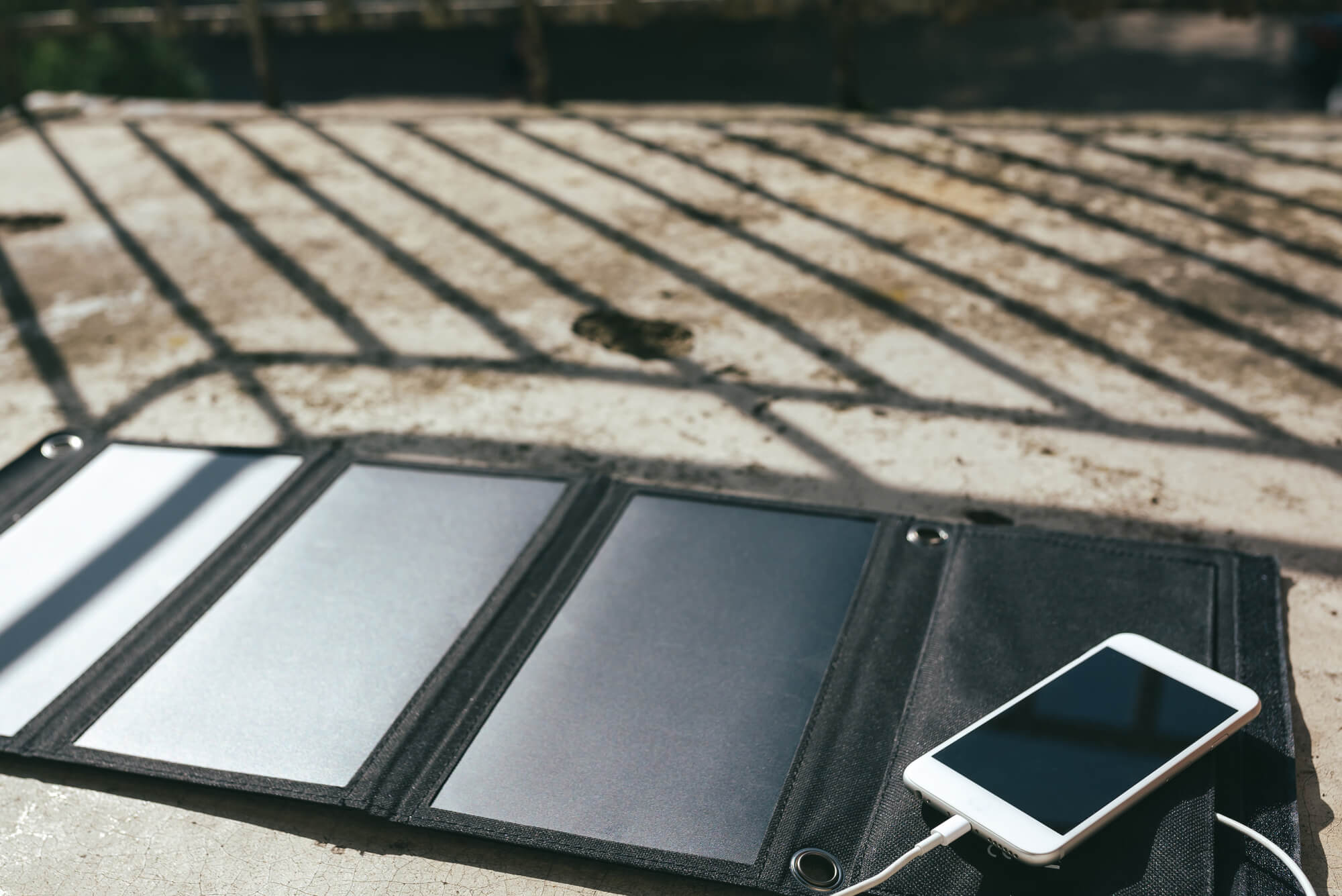 Best Solar Chargers for 2024 - Portable Chargers for Eco-Friendly ...