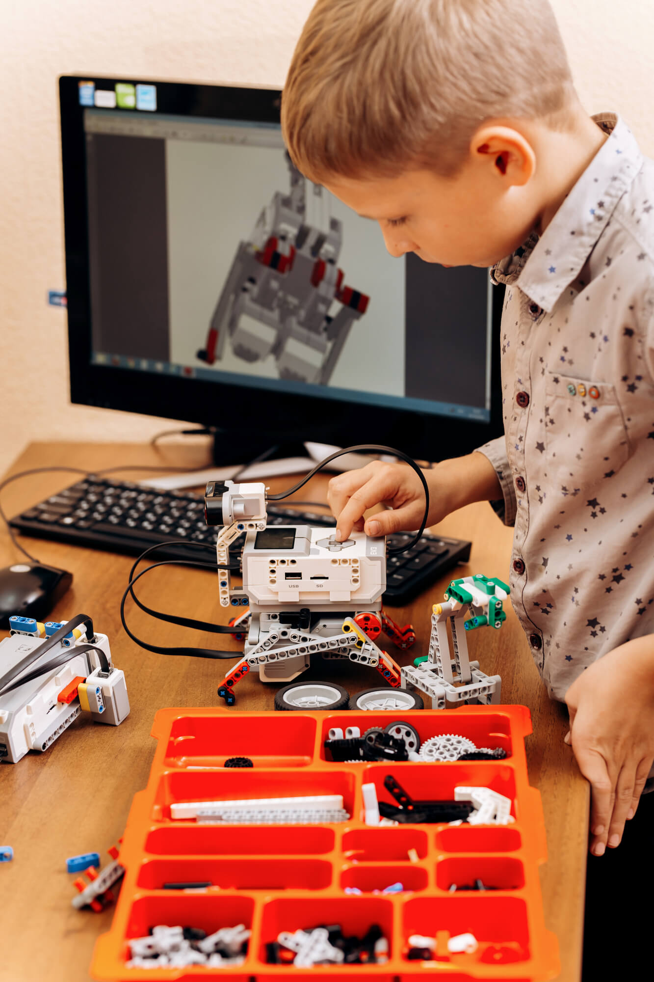 Best Solar Robotic Kits for 2023 - Educational and Fun Kits for ...