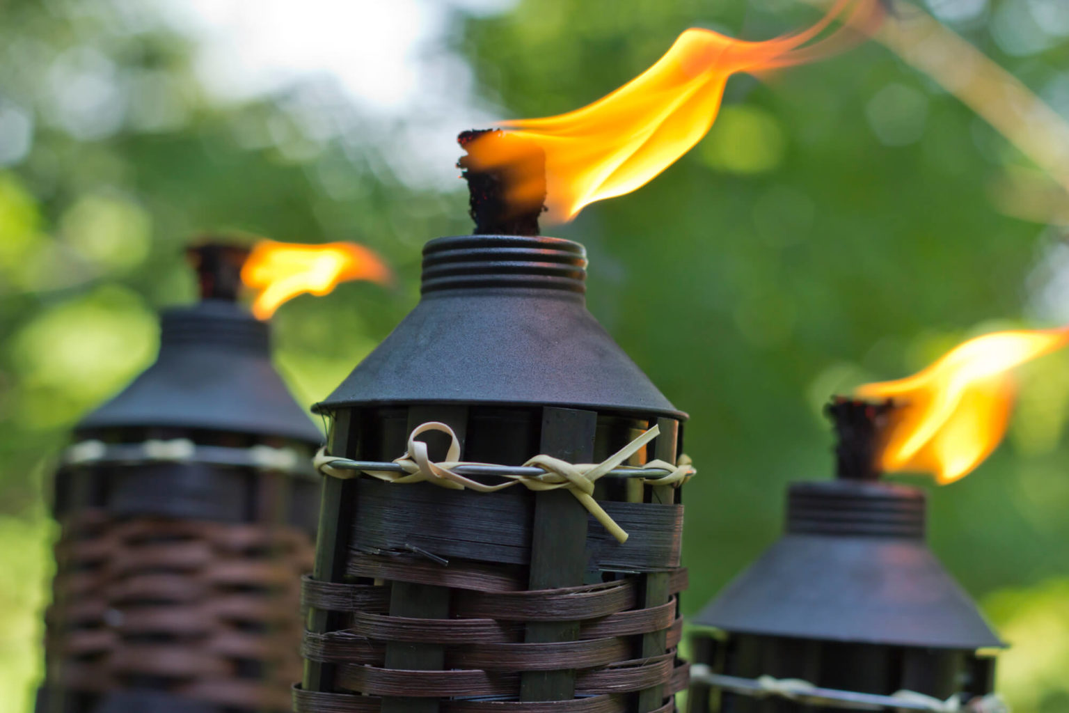 Best Solar Tiki Torches for 2025 - Ambient Torches for a Tropical ...