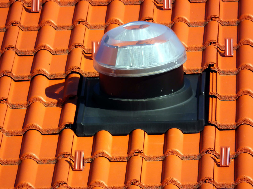 Best Solar Tubes for 2024 - Innovative Tubes for Natural Indoor ...