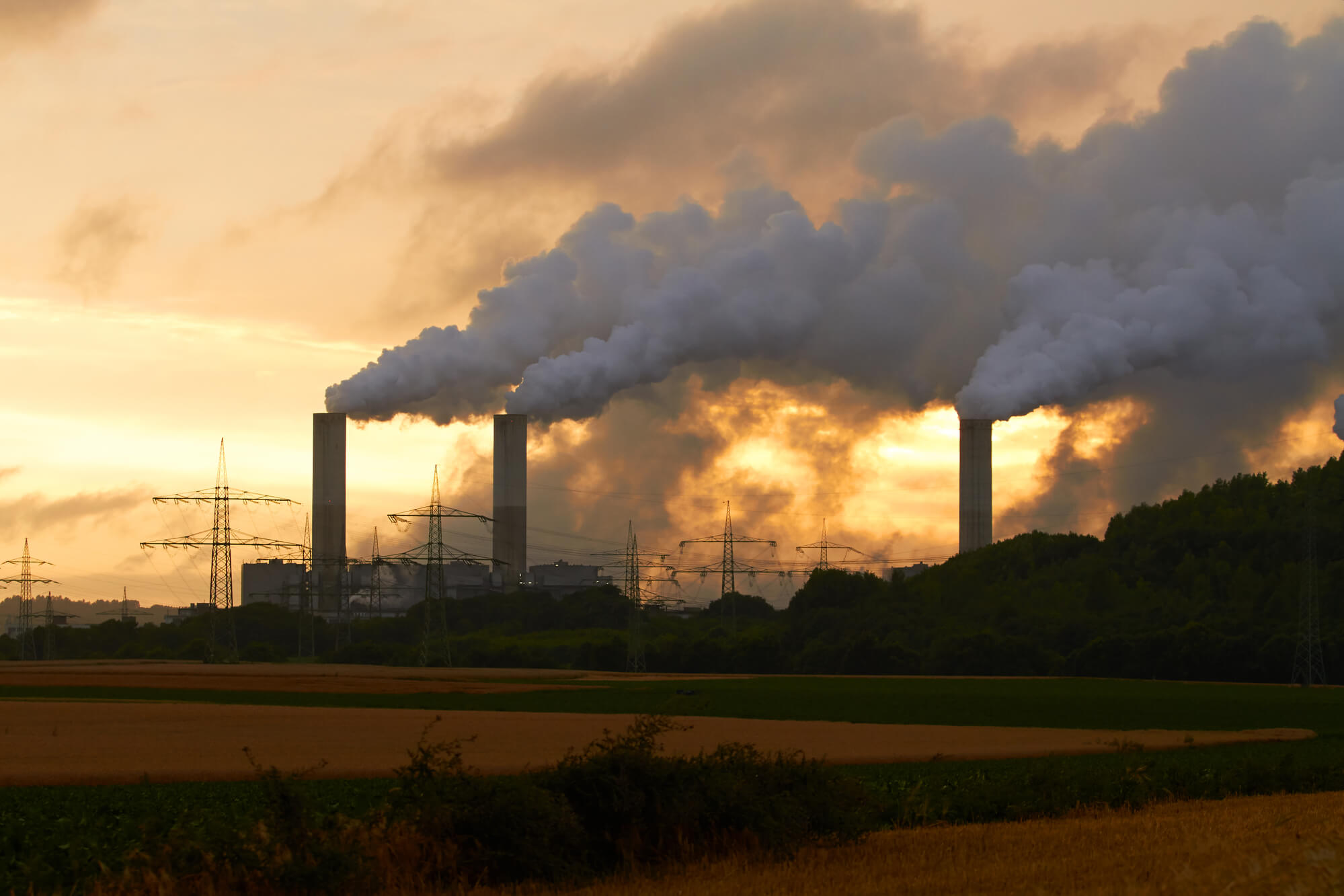 Solar Energy vs. Fossil Fuels - Solar Panels Network USA